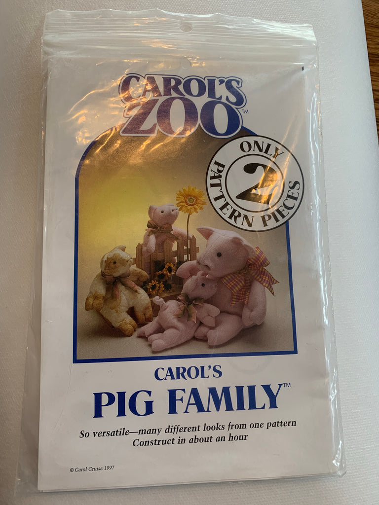 Carol's Zoo PIG FAMILY – MacPhee WorkShop